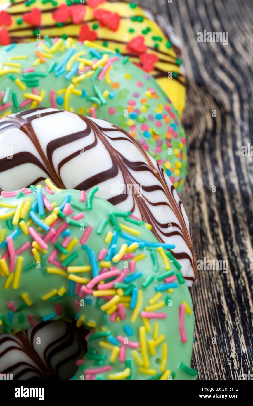 Different types of doughnuts hi-res stock photography and images - Alamy