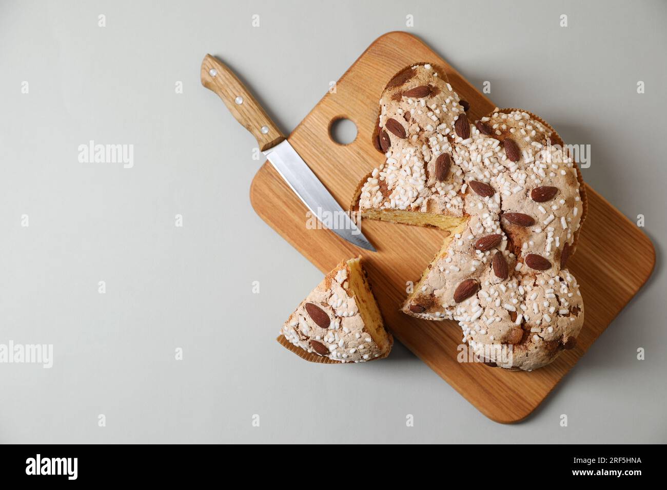 Delicious Italian Easter dove cake (traditional Colomba di Pasqua) and ...