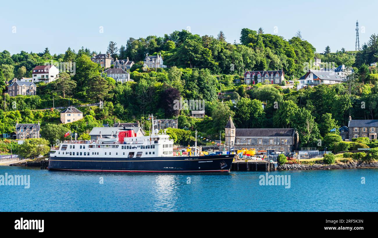 Oban seafront hi-res stock photography and images - Alamy