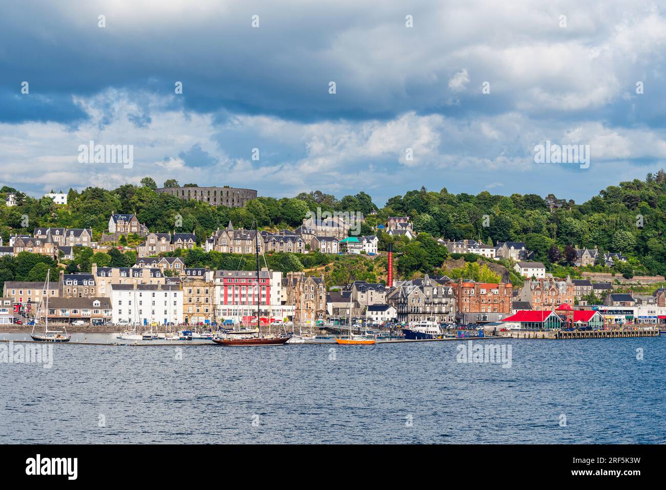 Oban seafront hi-res stock photography and images - Alamy