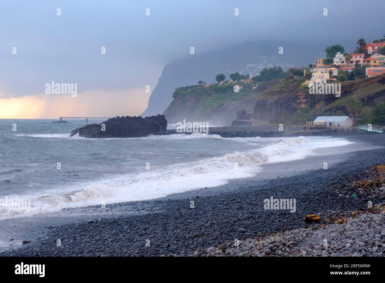 Madeira coast, Madeira Island coastline sunset, clouds, surf, Praia ...