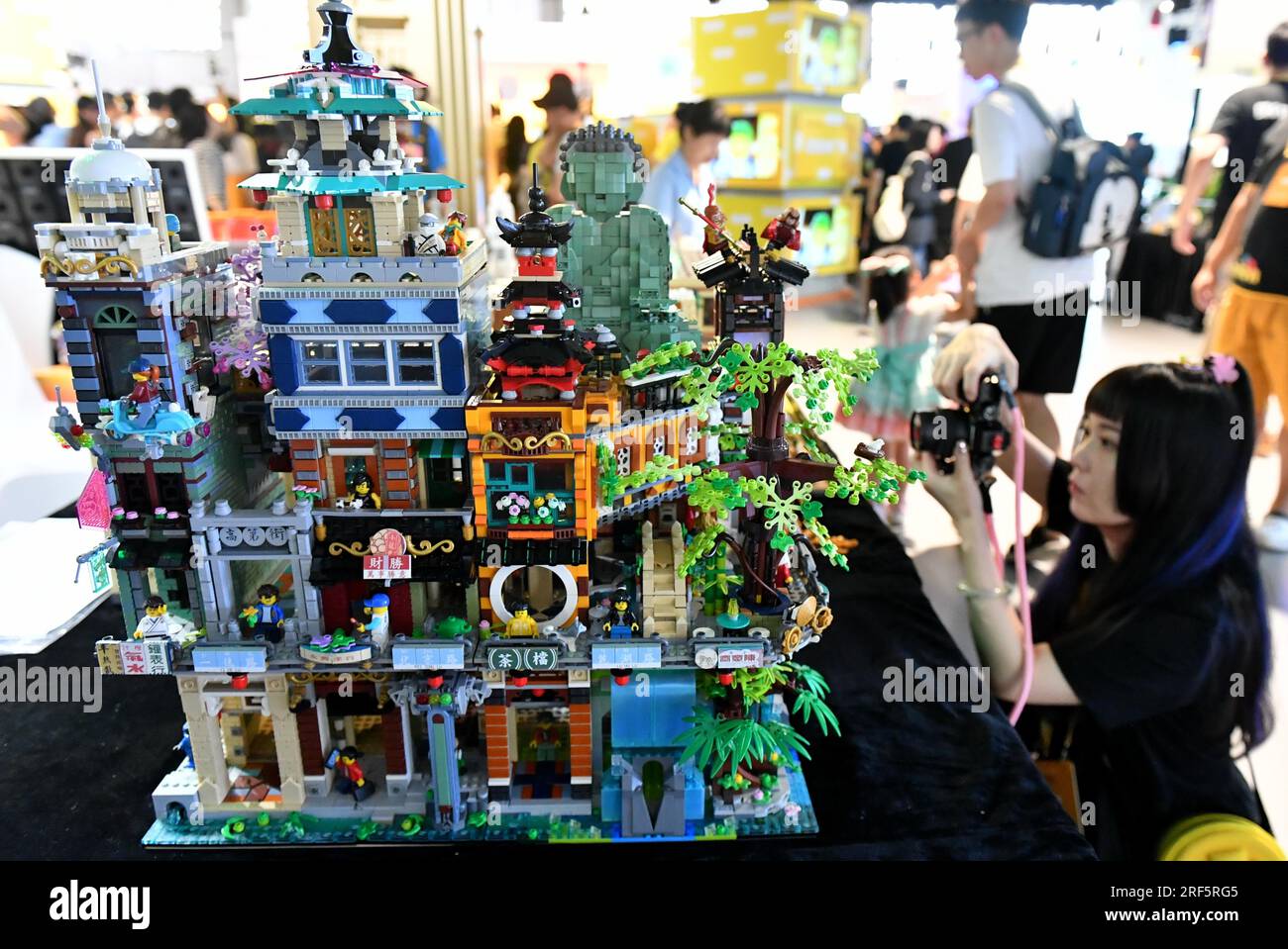 **CHINESE MAINLAND, HONG KONG, MACAU AND TAIWAN OUT** People visit an ...