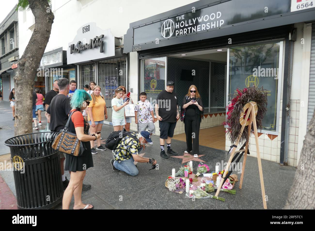 Los Angeles, California, USA 31st July 2023 Flowers placed on Pee-Wee ...