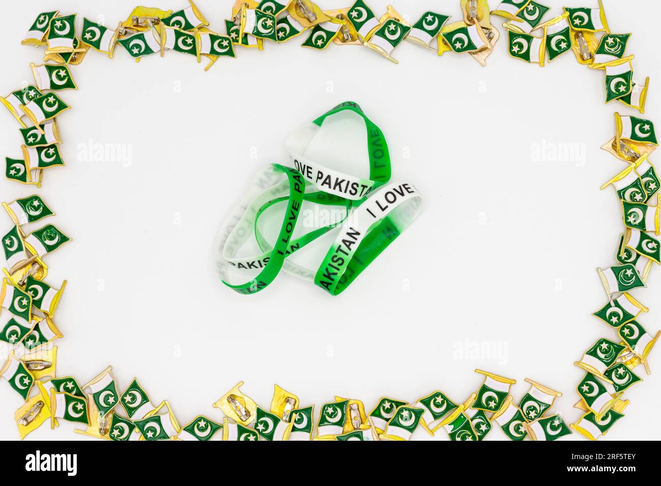 Pakistan national flag badges and Pakistan green and white color flag ...