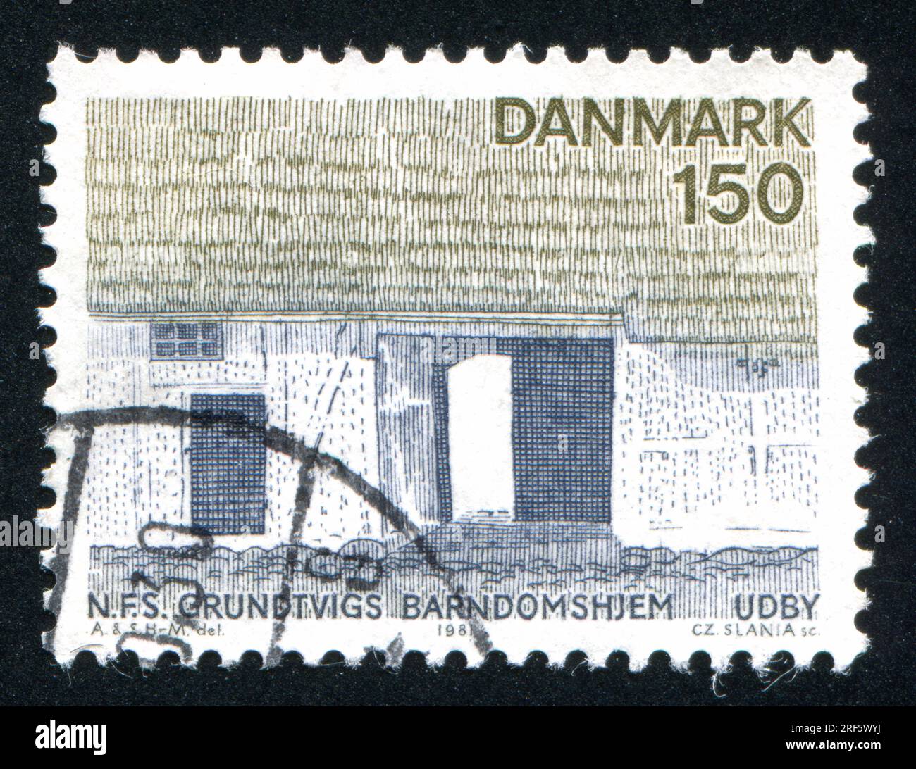 DENMARK - CIRCA 1981: stamp printed by Denmark, shows house, circa 1981 ...
