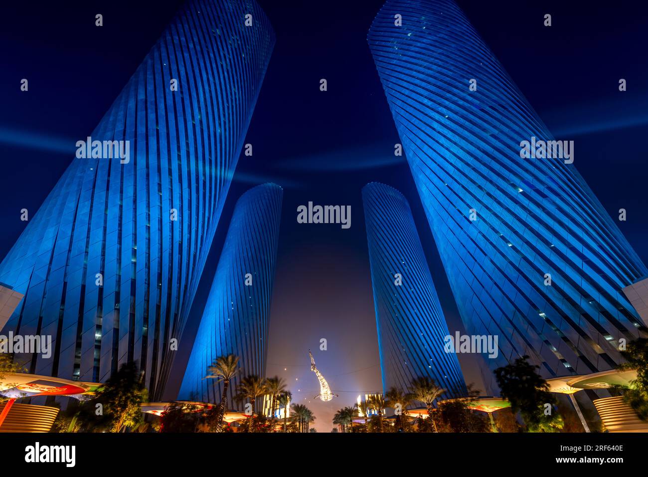 Lusail Plaza 4 Qatar National Day fireworks celebration Stock Photo - Alamy