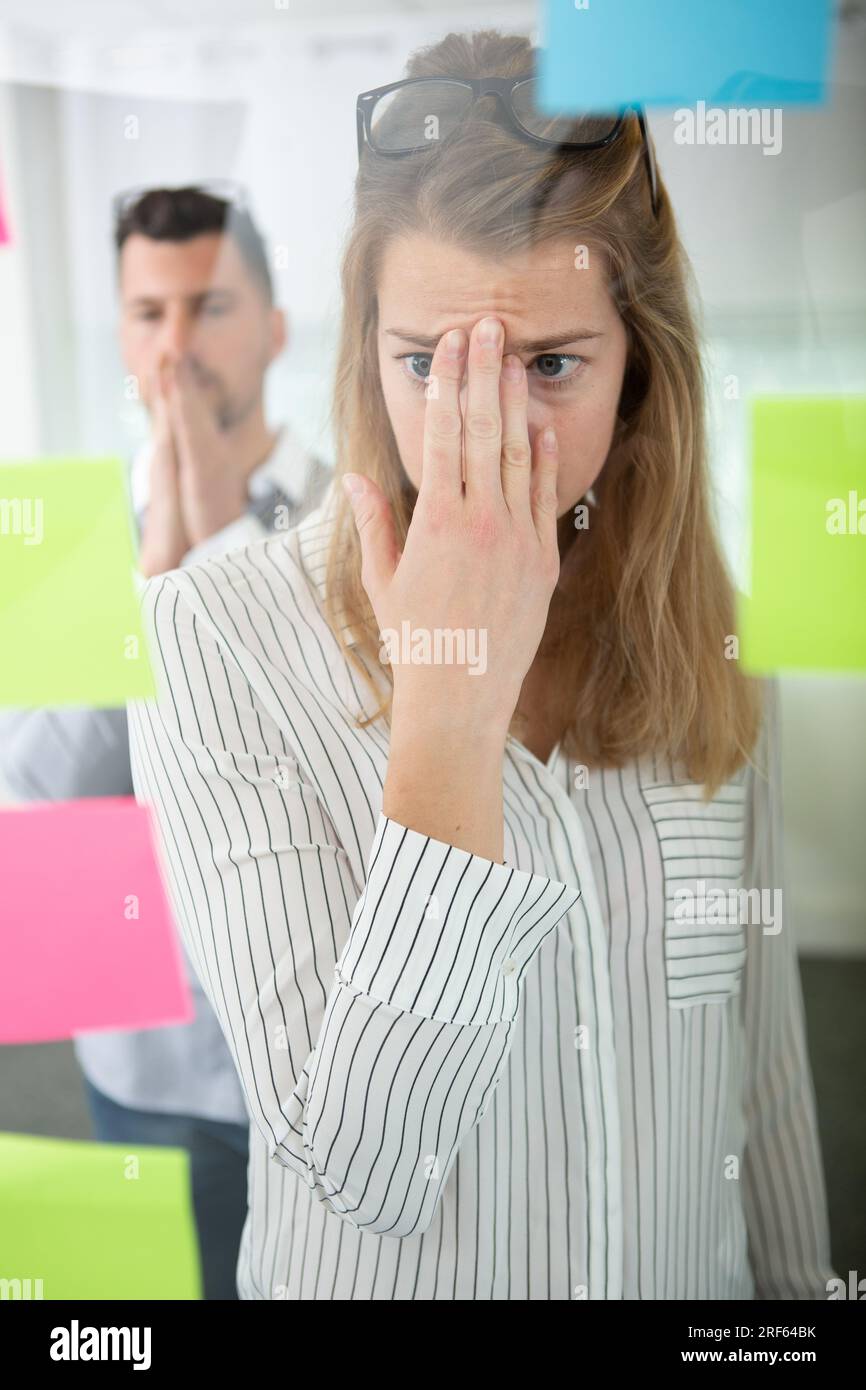 Woman face post it notes hi-res stock photography and images - Alamy