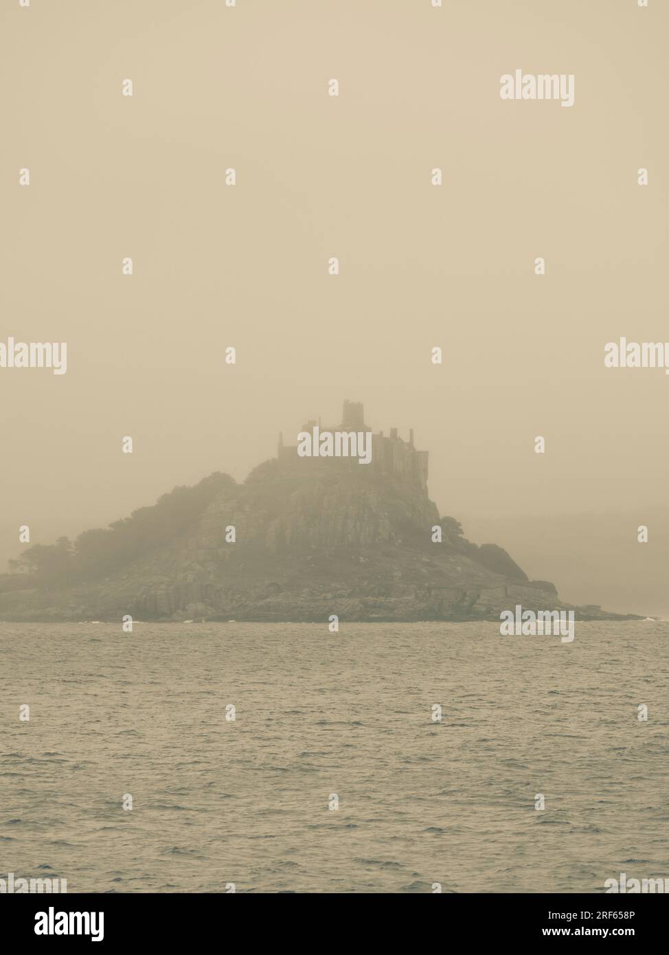 Saint Michael's Mount, Scenic Rocky tidal Island, Penzance, Cornwall ...