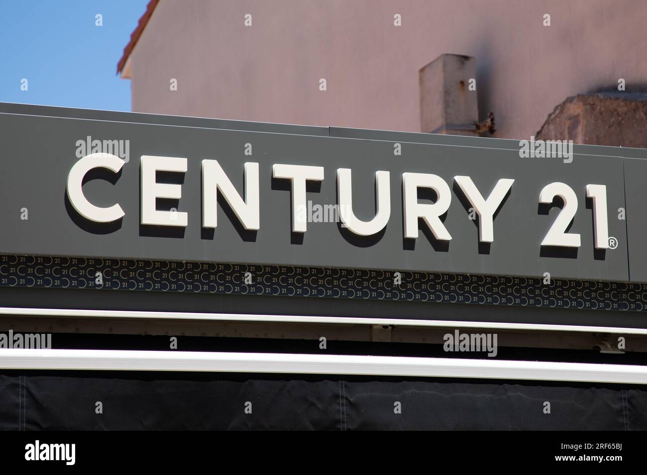 Bordeaux , France - 07 28 2023 : Century 21 sign entrance text and ...