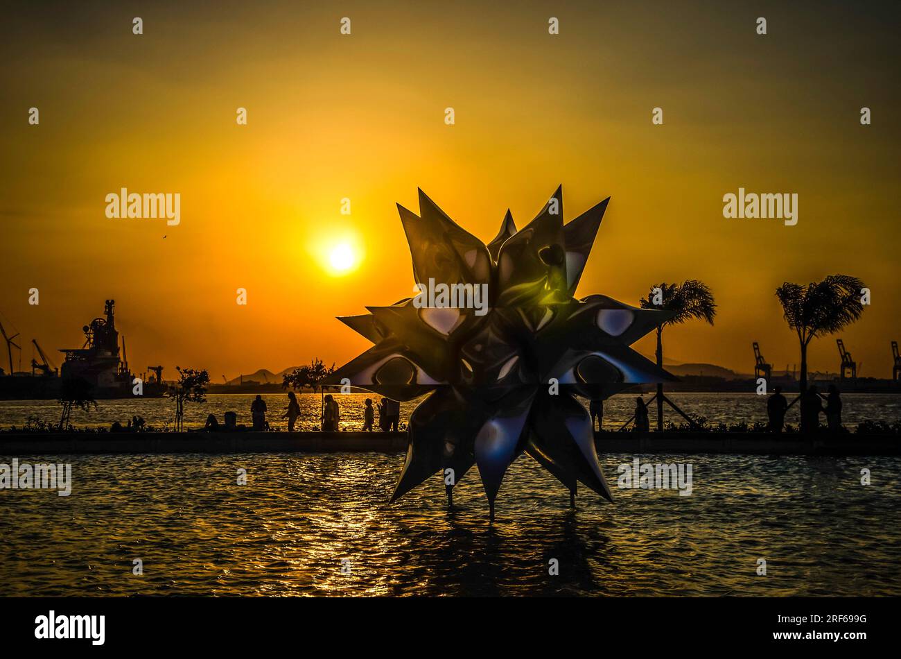Puffet Star II Sculpture on the Water Surface of Museum of Tomorrow ...