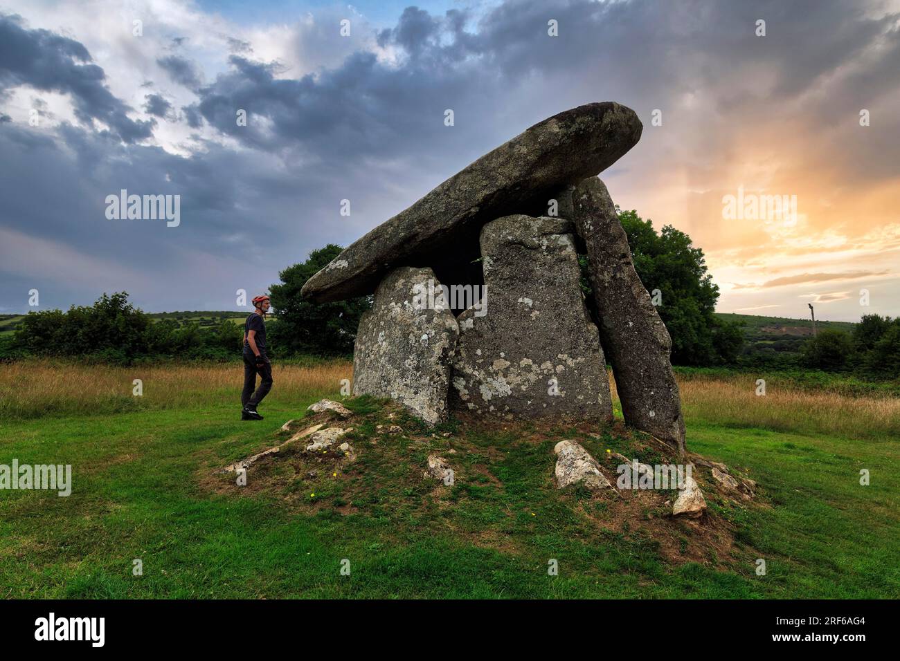 Trethevy Quoit Megalithic Stone Tomb, Dolmen, Portal Tomb, House of the ...