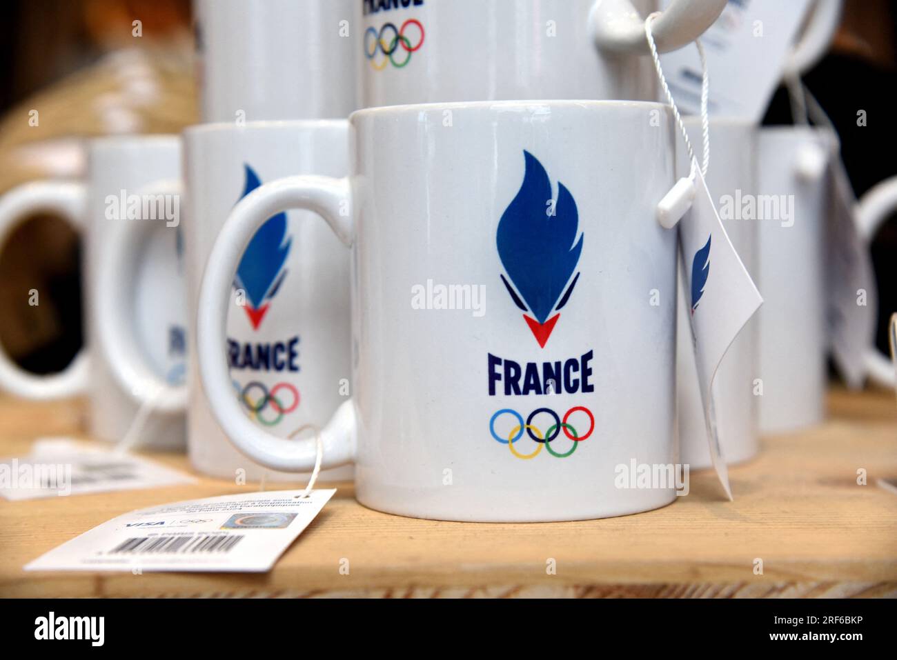 Paris, France. 31st July, 2023. Official Shop of the Paris 2024 ...