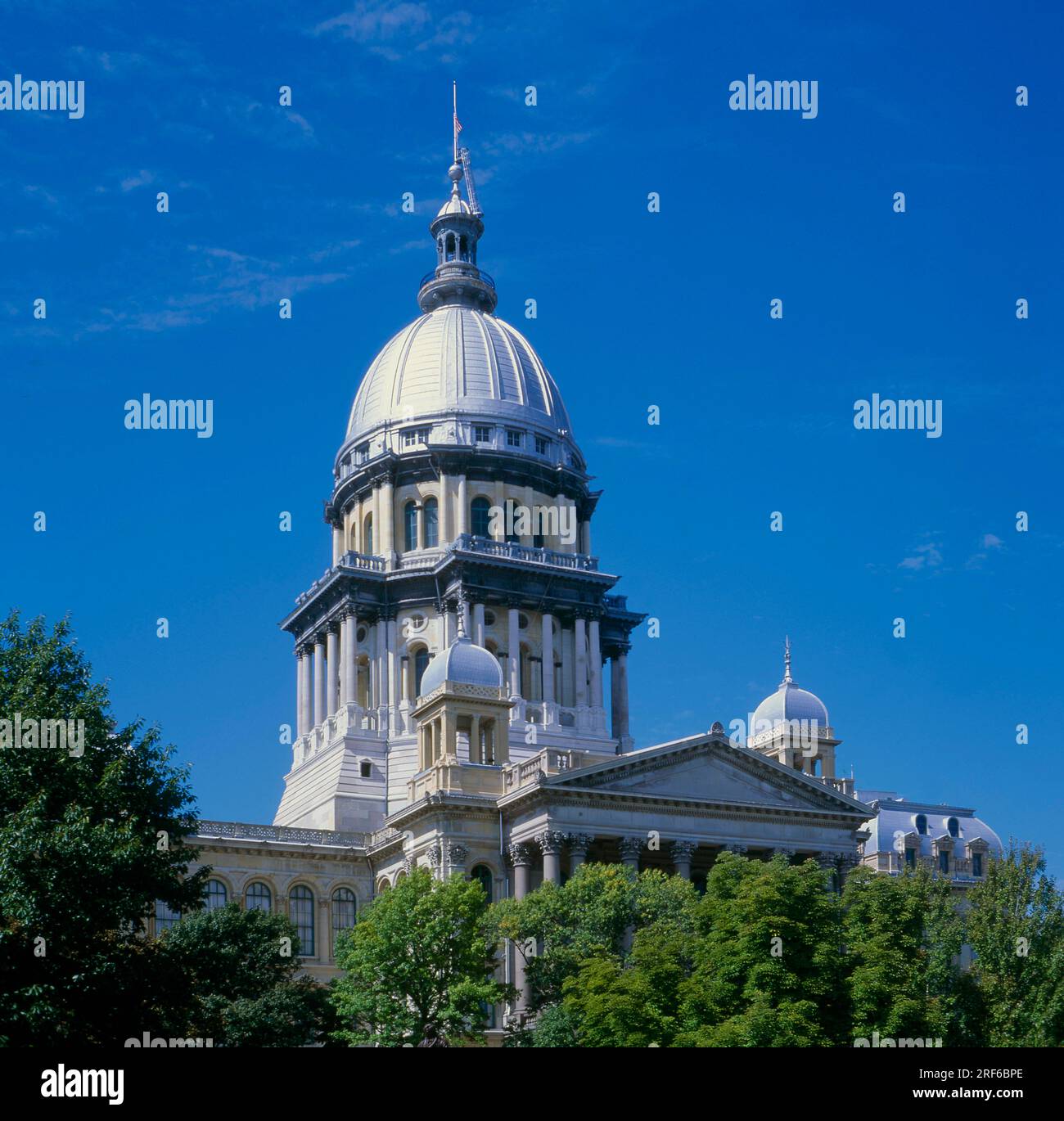 Illinois state capitol springfield hi-res stock photography and images ...