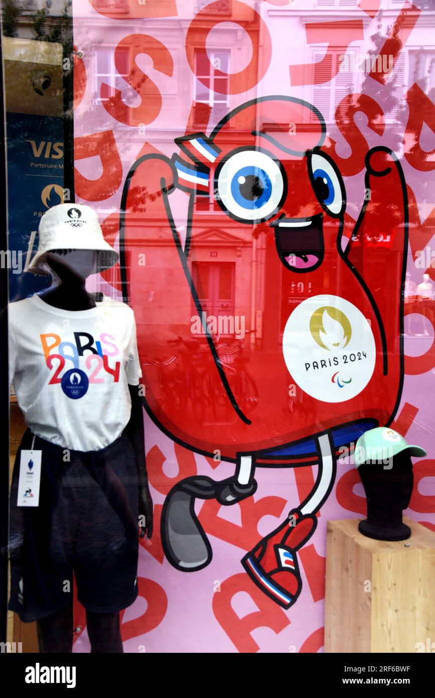 Paris, France. 31st July, 2023. Official Shop of the Paris 2024 ...