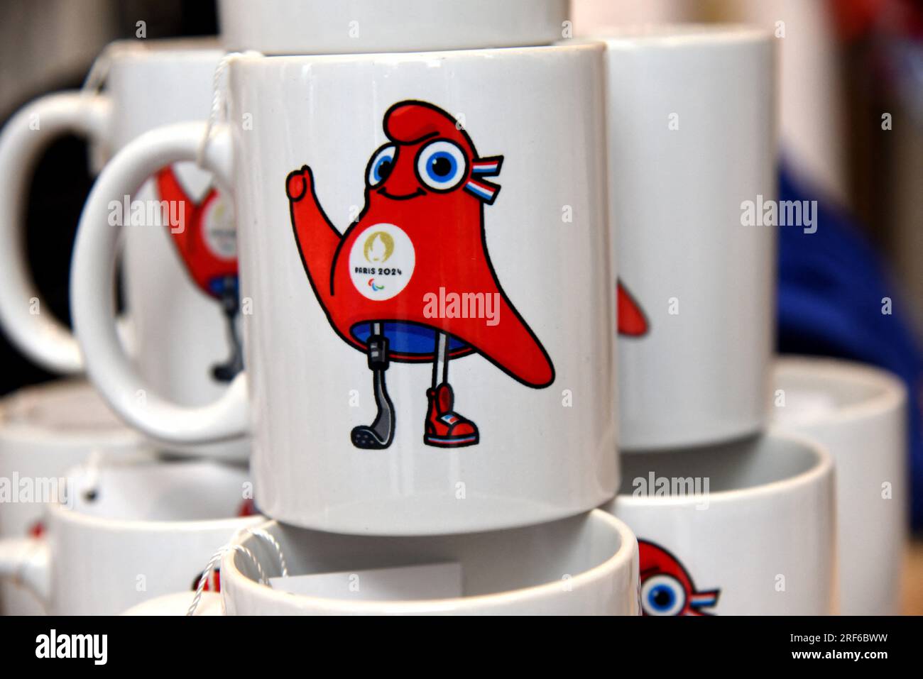 Paris, France. 31st July, 2023. Official Shop of the Paris 2024 ...