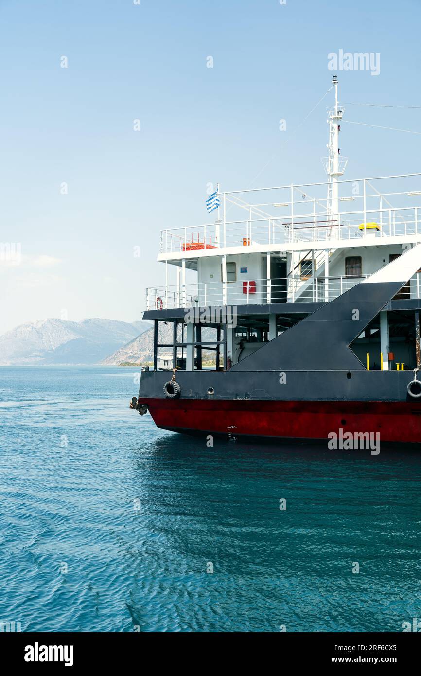 Passenger ferry reaching destination Stock Photo - Alamy