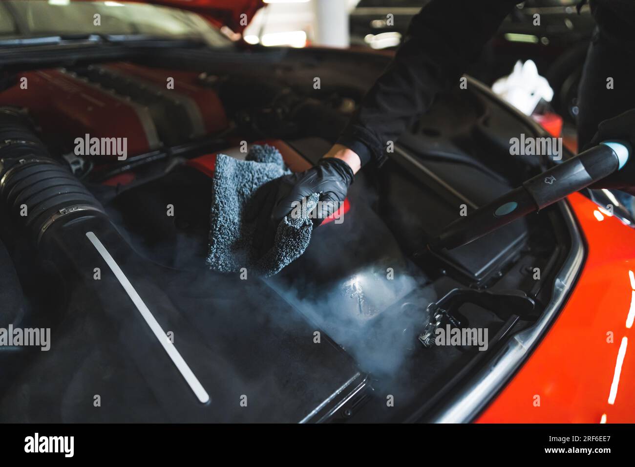 Car washing detailing photo taking hi-res stock photography and images ...