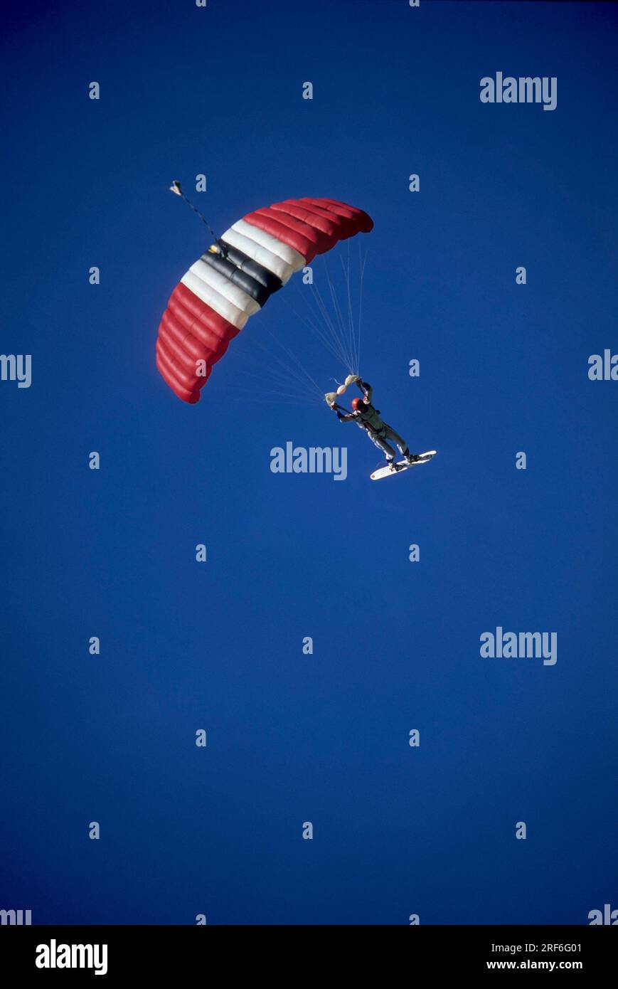 Skysurfing hi-res stock photography and images - Alamy