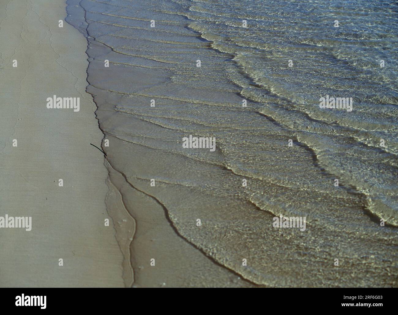 Outgoing waves hi-res stock photography and images - Alamy