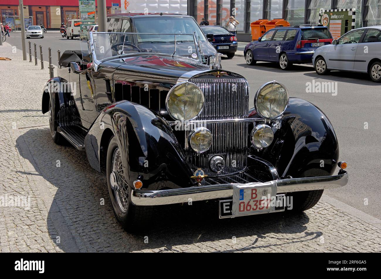 Berlin nostalgia hi-res stock photography and images - Alamy
