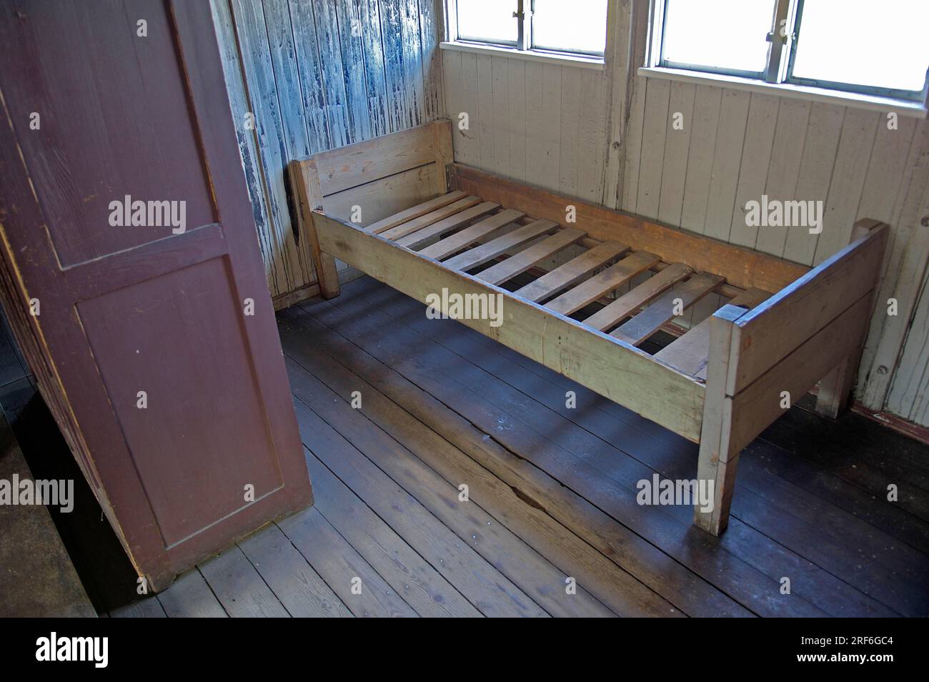 Concentration camp bed hi-res stock photography and images - Alamy