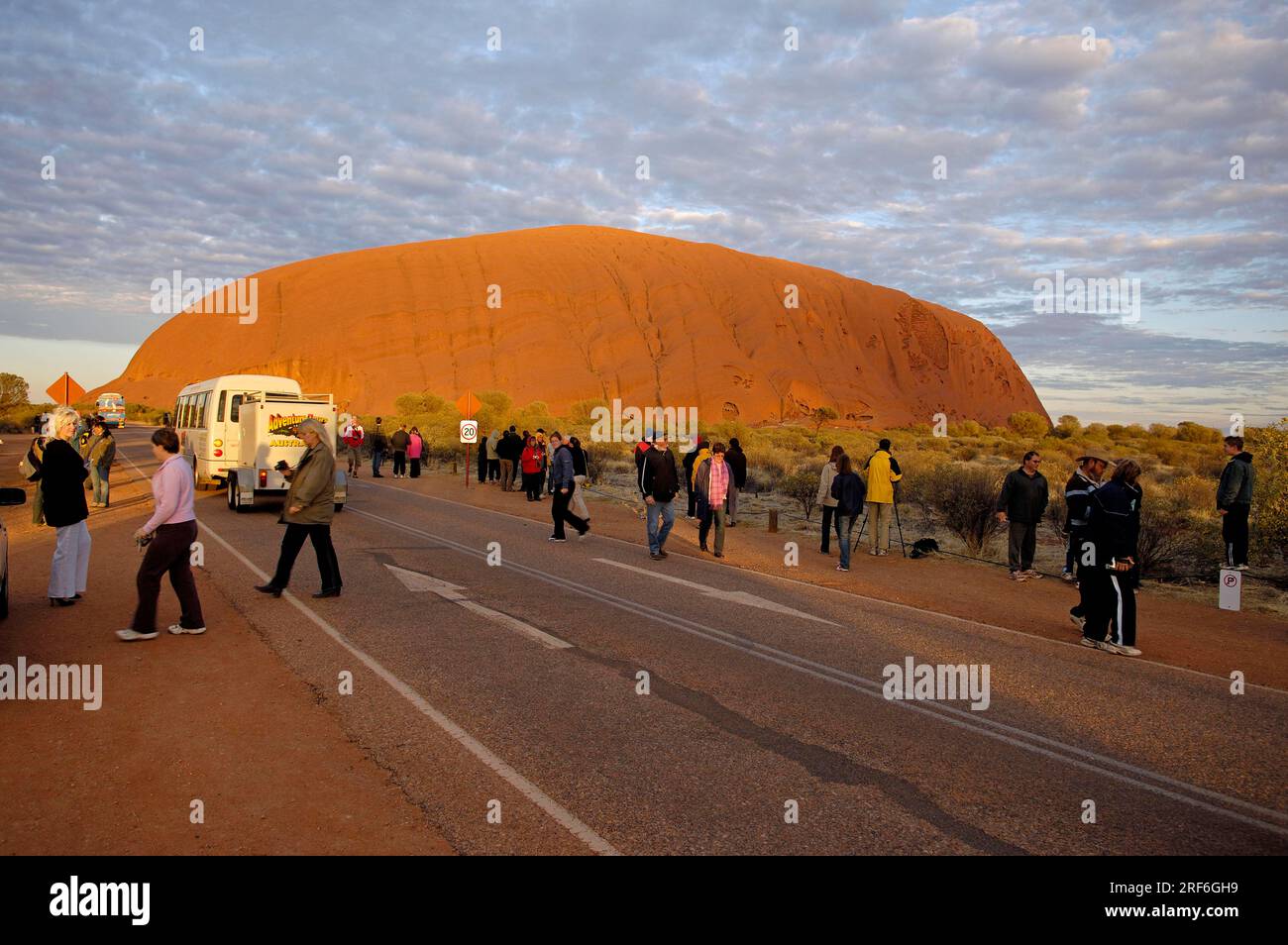 Tourists at Ayers Rock, Uluru-Kata Tjuta National Park, Northern ...