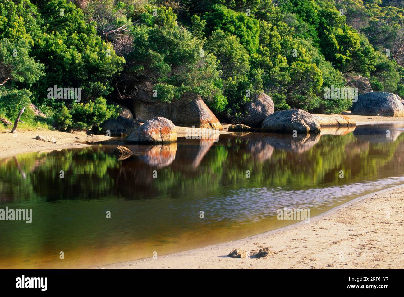 Tidal river, Wilsons Promontory National Park (Victoria), Tidal river ...