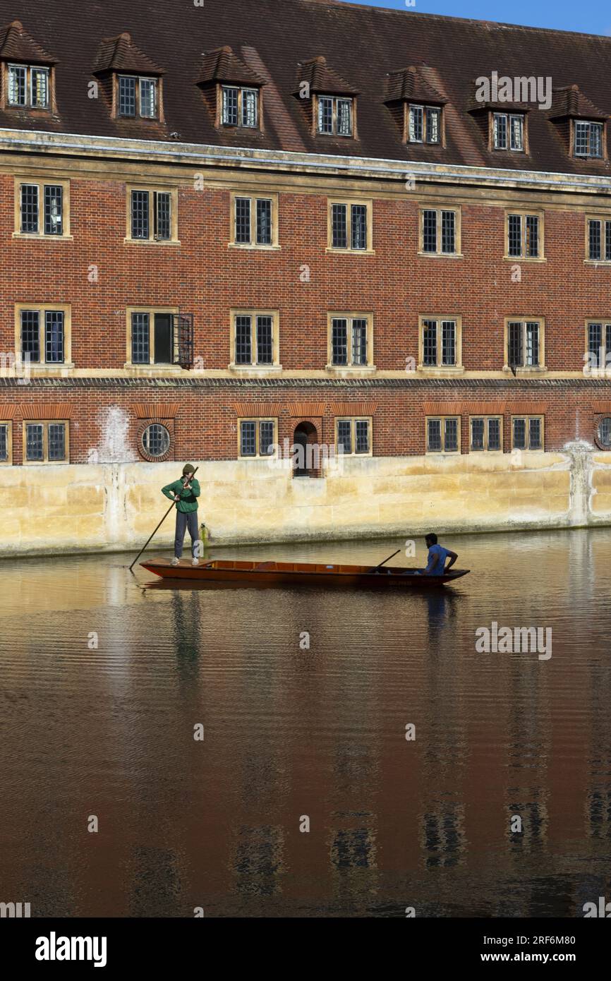 Cripps building cambridge hi-res stock photography and images - Alamy