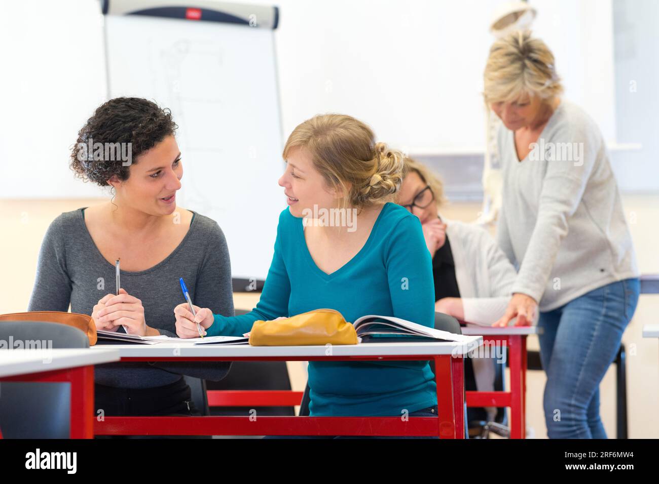 Tutoring profession hi-res stock photography and images - Alamy