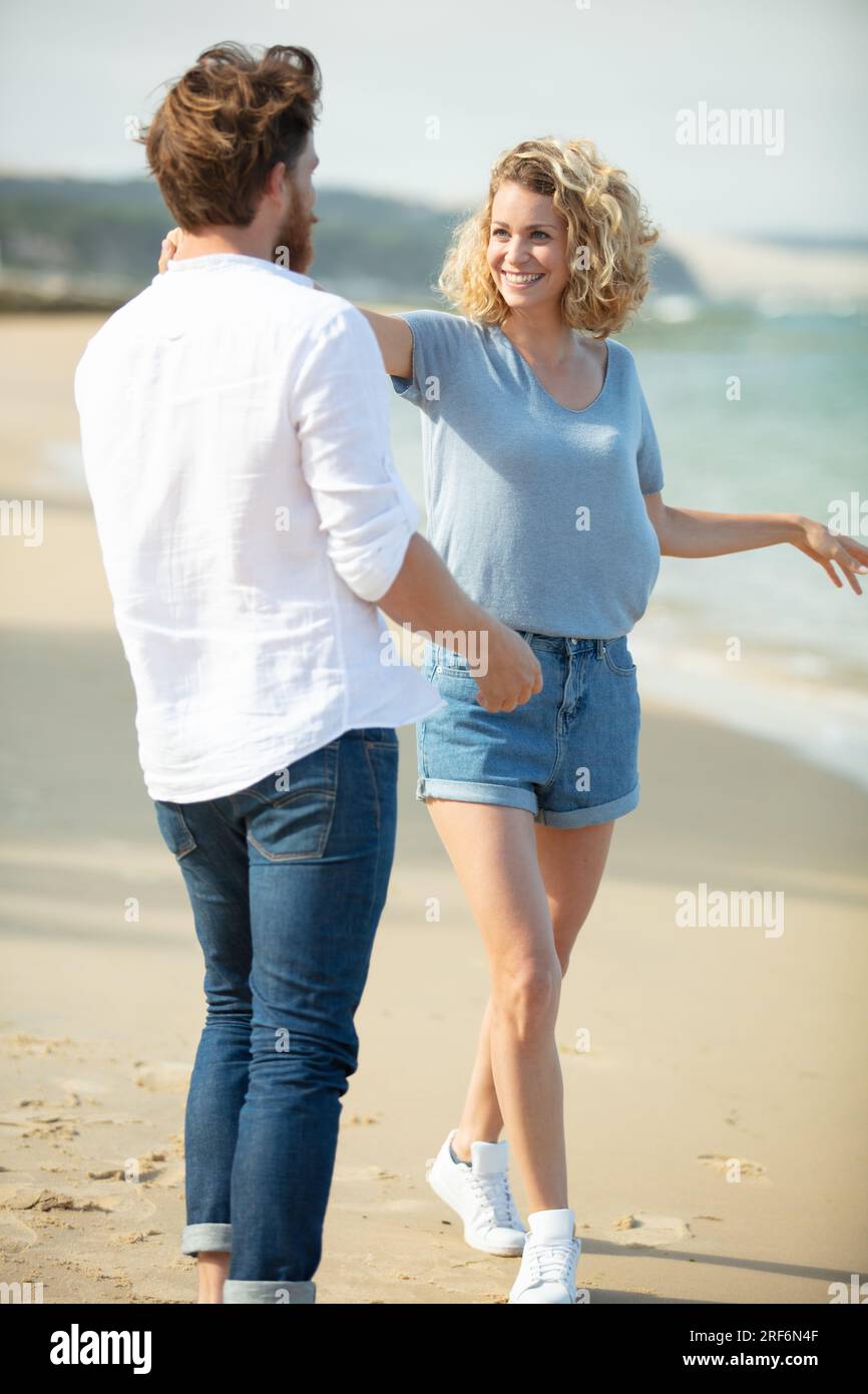 Dancing man sky woman dance love hi-res stock photography and images ...