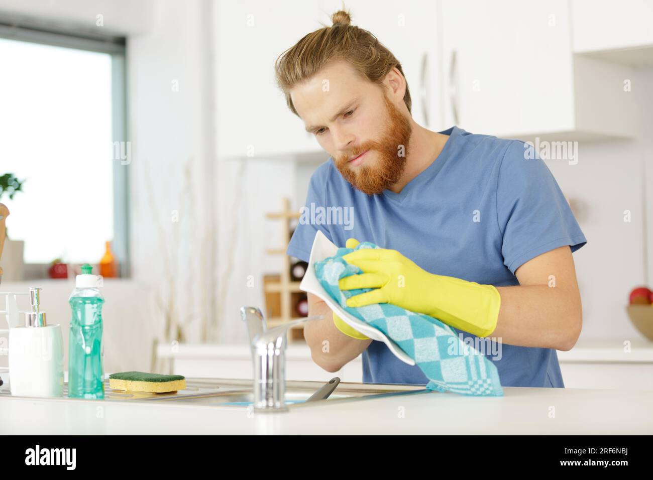 Man sinks hi-res stock photography and images - Alamy