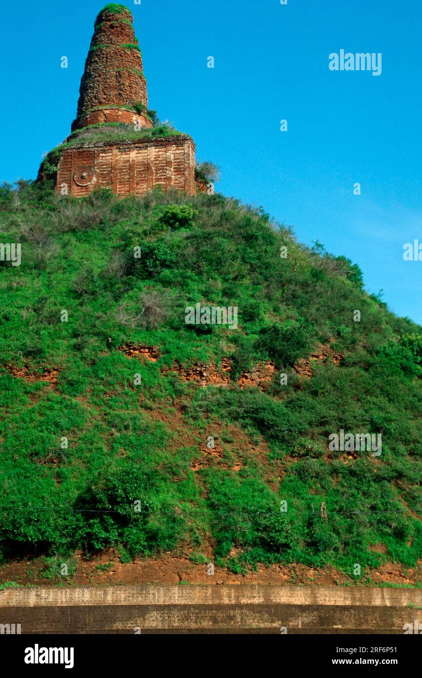 Abhayagiri Temple, Anuradhapura, Sri Lanka Stock Photo - Alamy