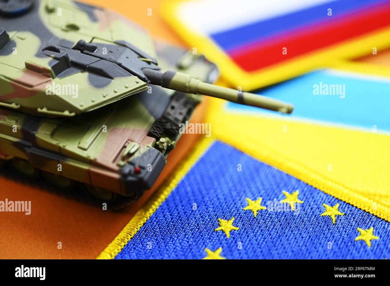 Leopard 2 panzer hi-res stock photography and images - Alamy