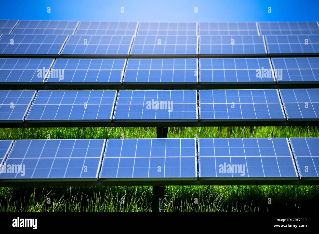 Solarzellen hi-res stock photography and images - Alamy