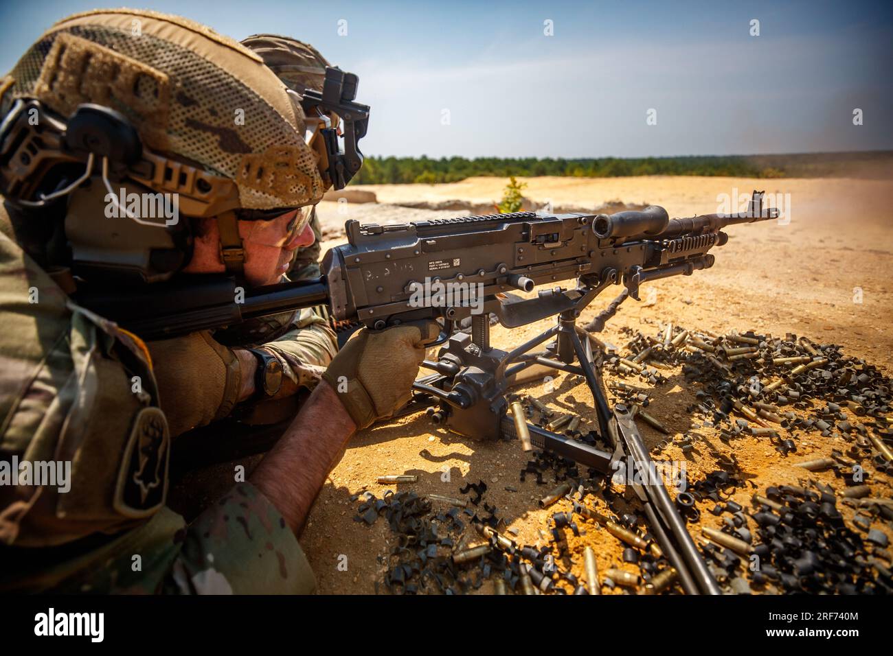 U s army soldiers conduct live fire battle drills hi-res stock ...