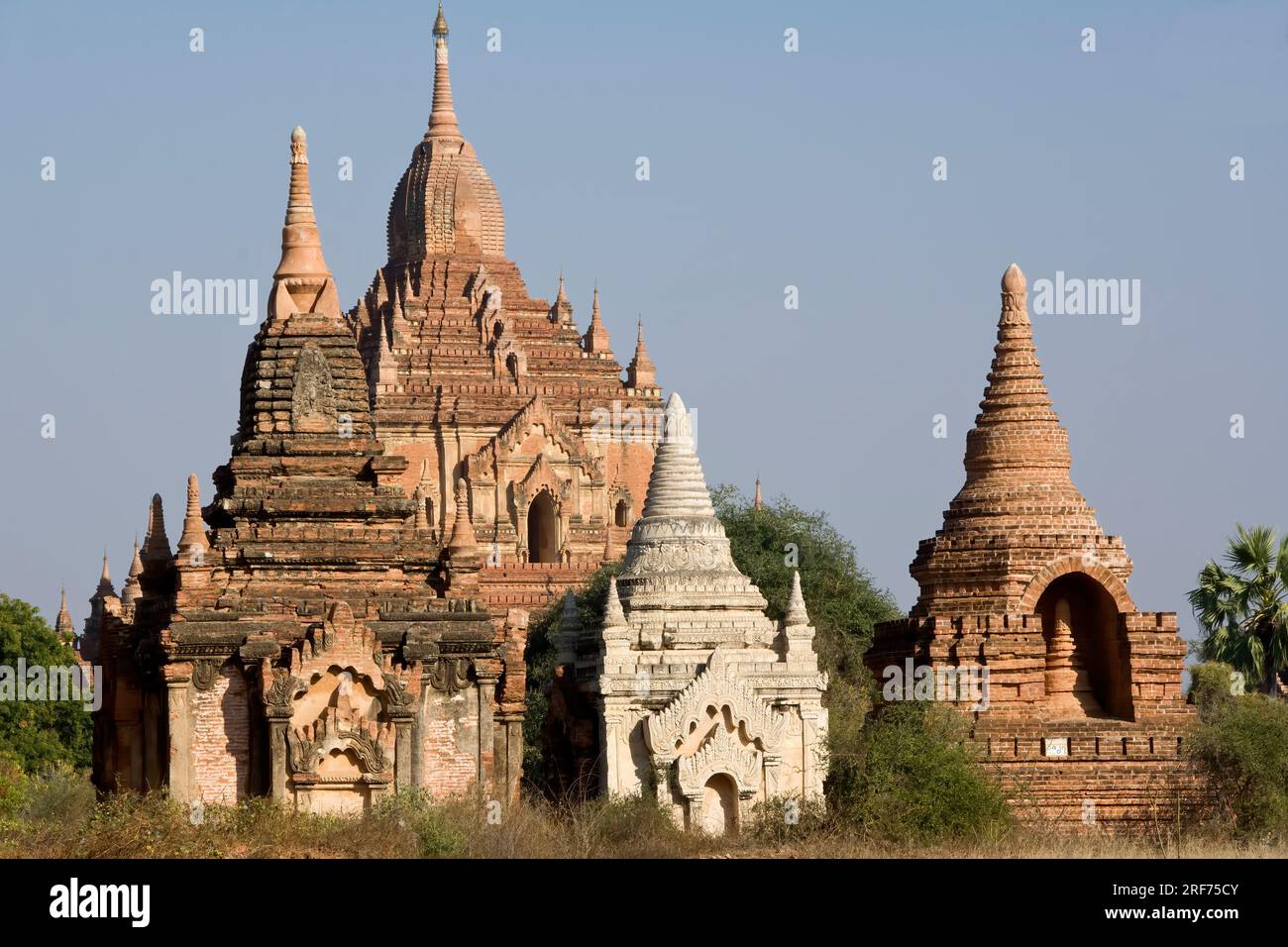 Myanmar burma mandalay district hi-res stock photography and images - Alamy