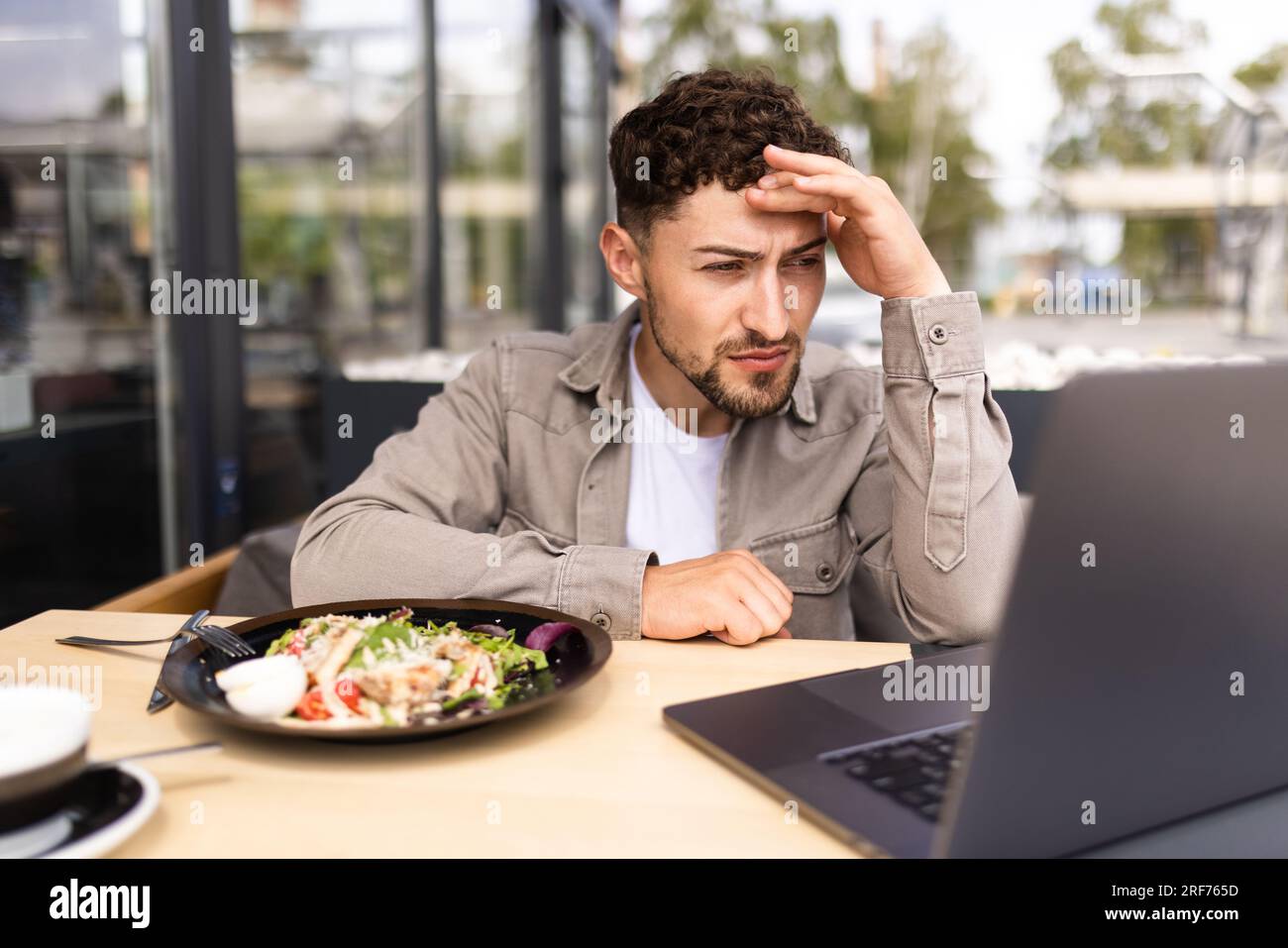 Cafe worker stressed hi-res stock photography and images - Alamy