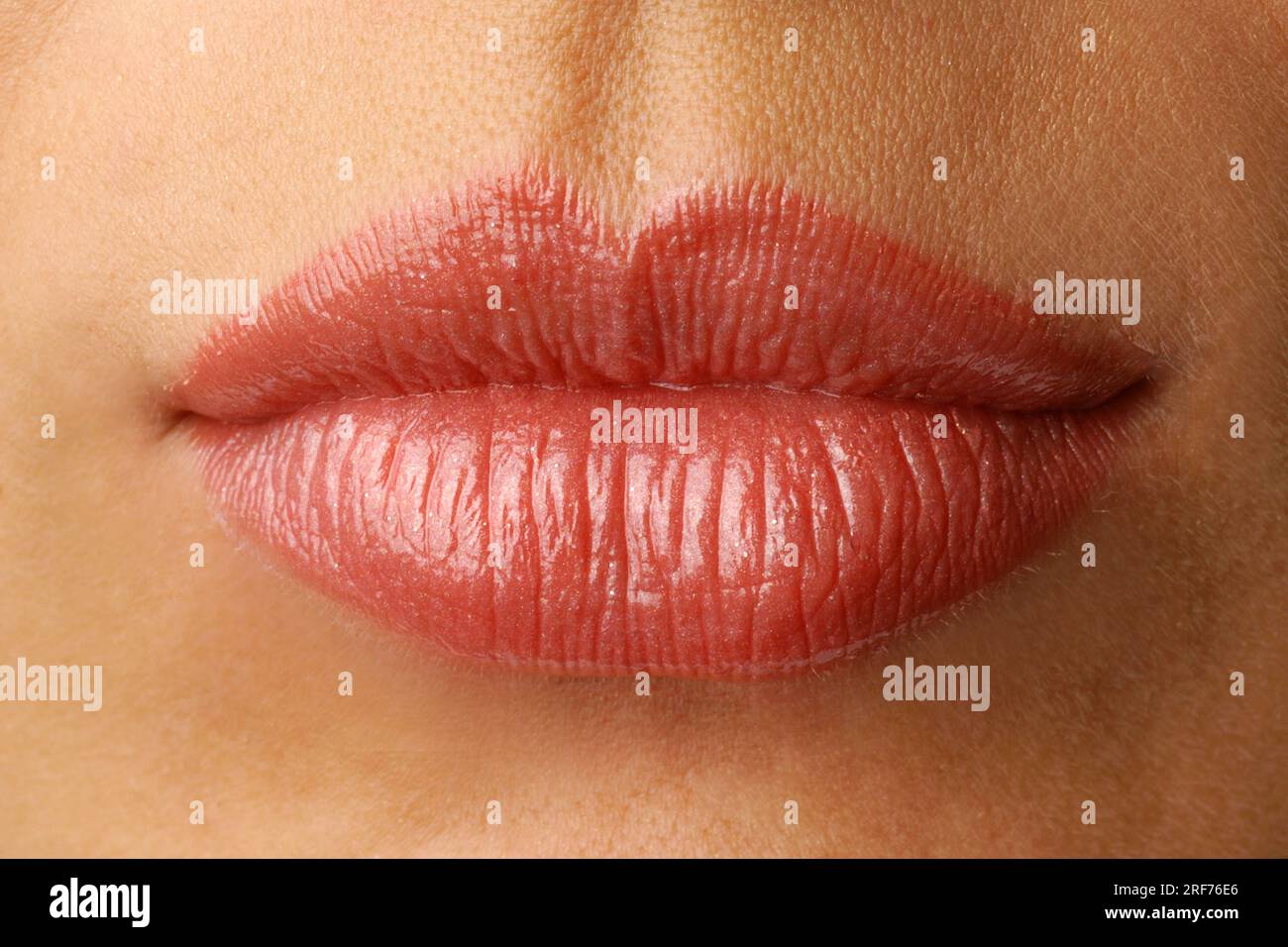 Volle lippen hi-res stock photography and images - Alamy