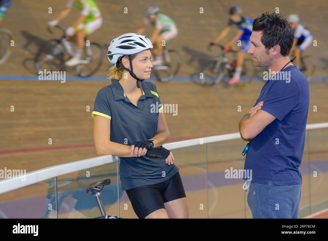 Wood velodrome race track bicycle hi-res stock photography and images ...
