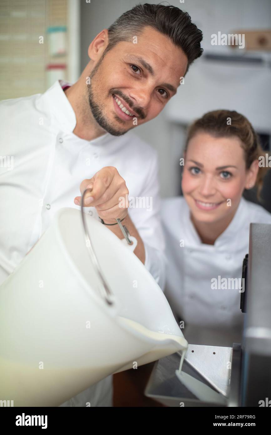 French pastry class hi-res stock photography and images - Alamy