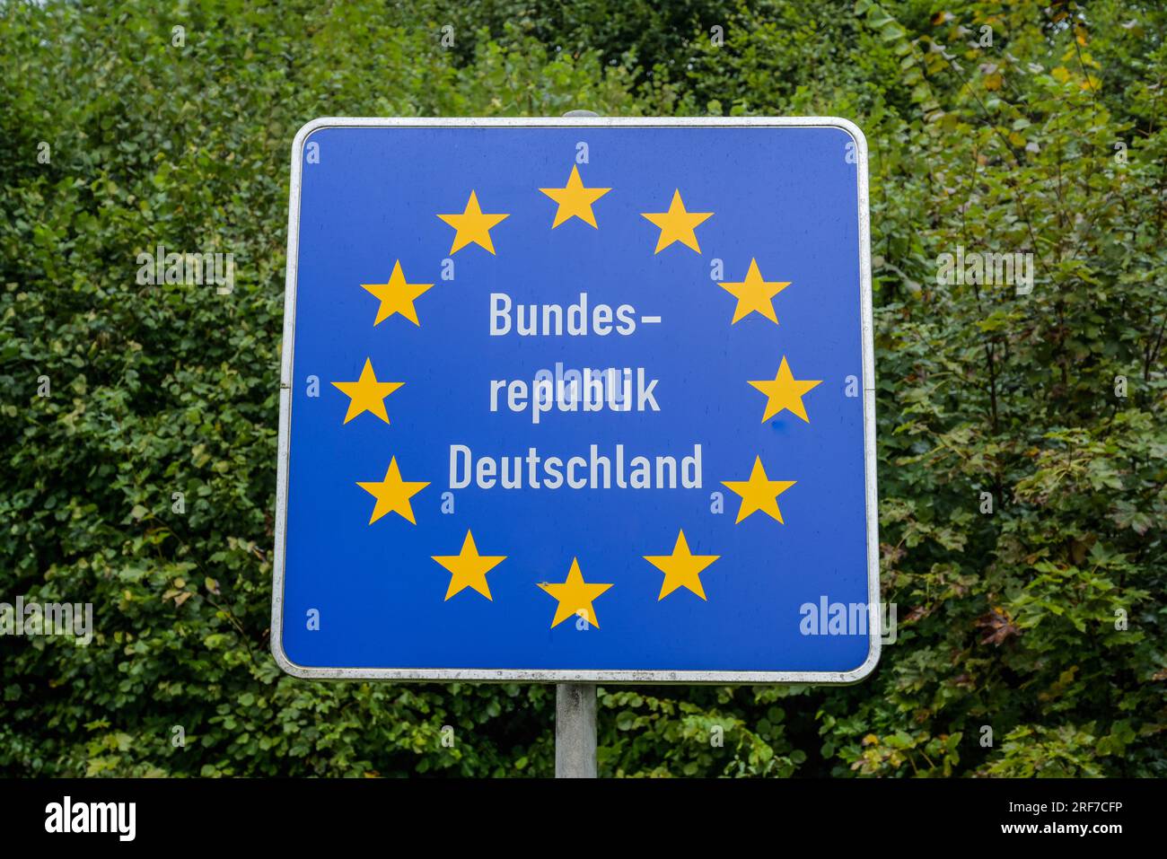 Grenze, Schild Bundesrepublik Deutschland Stock Photo - Alamy