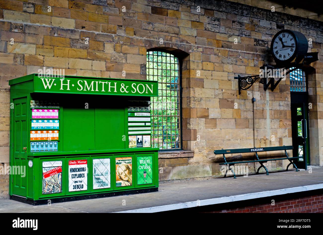 WH Smiths Pickering Railway Station, North Yorkshire Moors Railway ...
