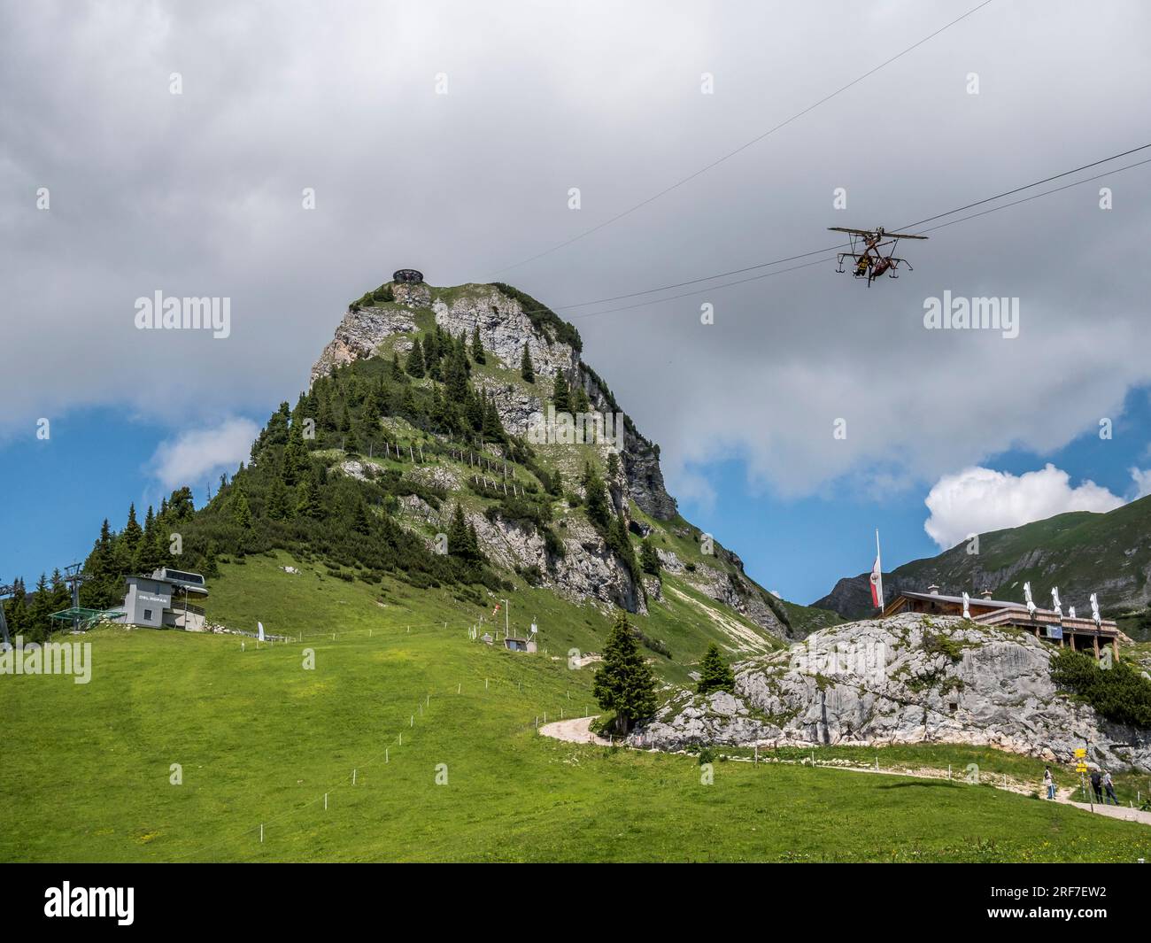High adventure above Maurach on Lake Achensee at the Bergbahn cable car ...