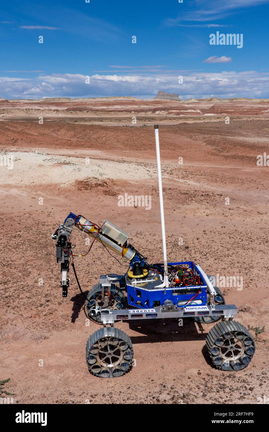 The OzU Mars Rover in the University Rover Challenge, Mars Desert ...