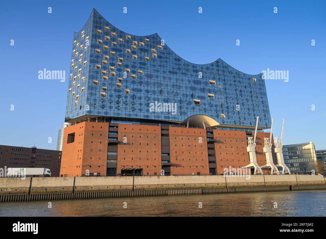 Elbphilharmonie konzerthaus der elbe hi-res stock photography and images - Alamy