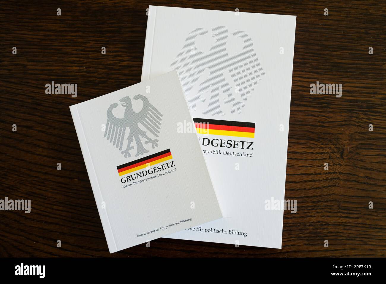 Grundgesetz der Bundesrepublik Deutschland Stock Photo - Alamy Grundgesetz der Bundesrepublik Deutschland Stock Photo - Alamy