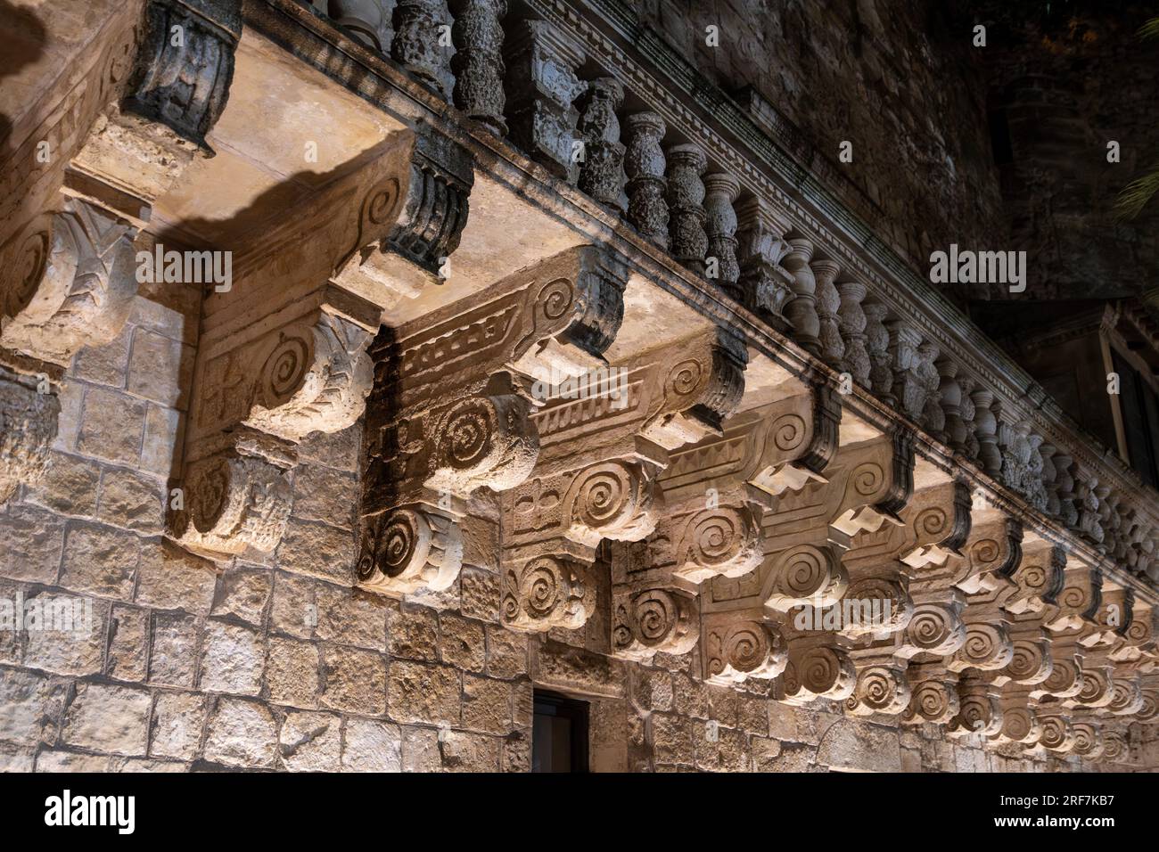 Di carovigno hi-res stock photography and images - Alamy