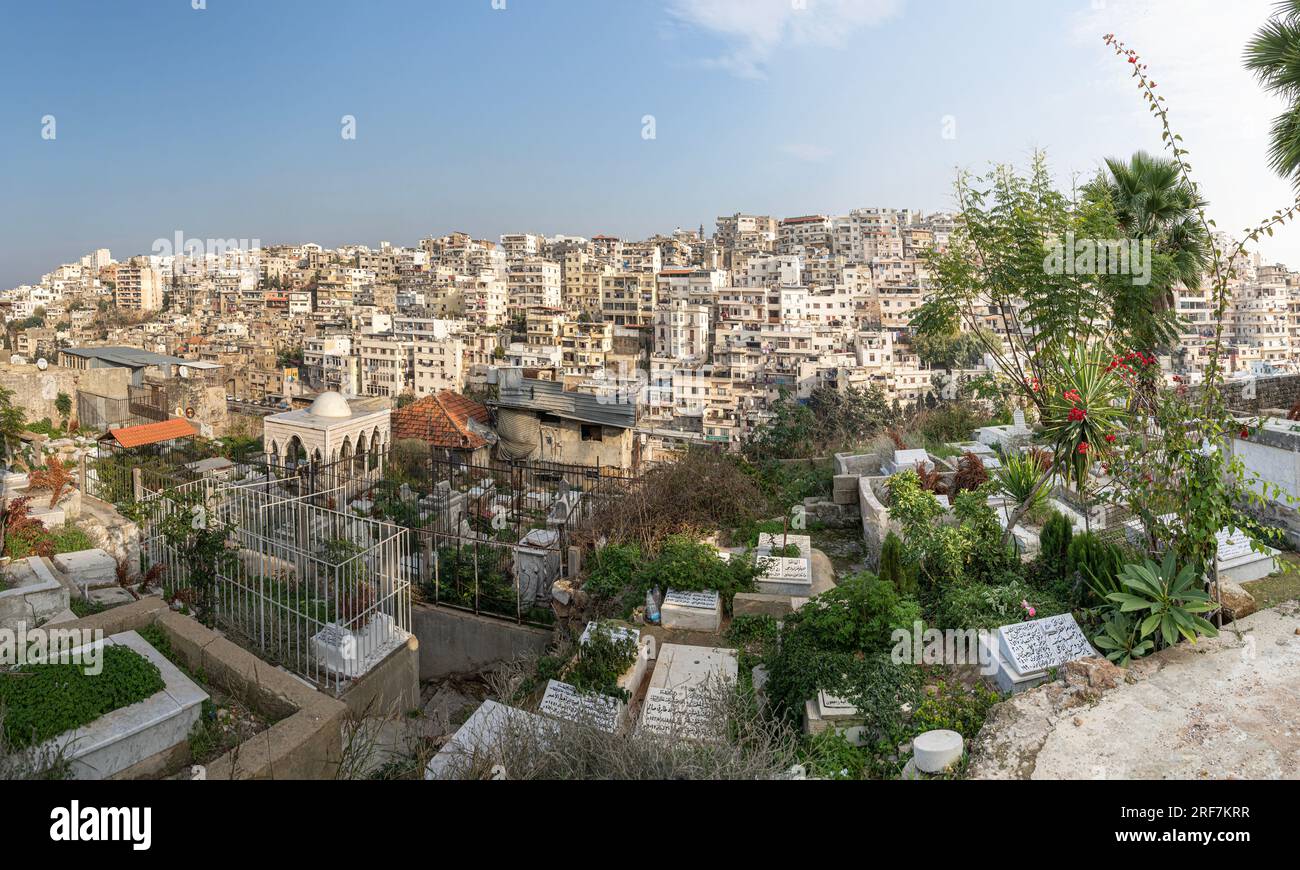 Old house tripoli north lebanon hi-res stock photography and images - Alamy
