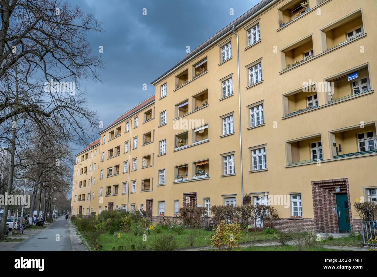 Vonovia, Wohnhaus, Kreuznacher Straße, Rheingauviertel, Berlin ...