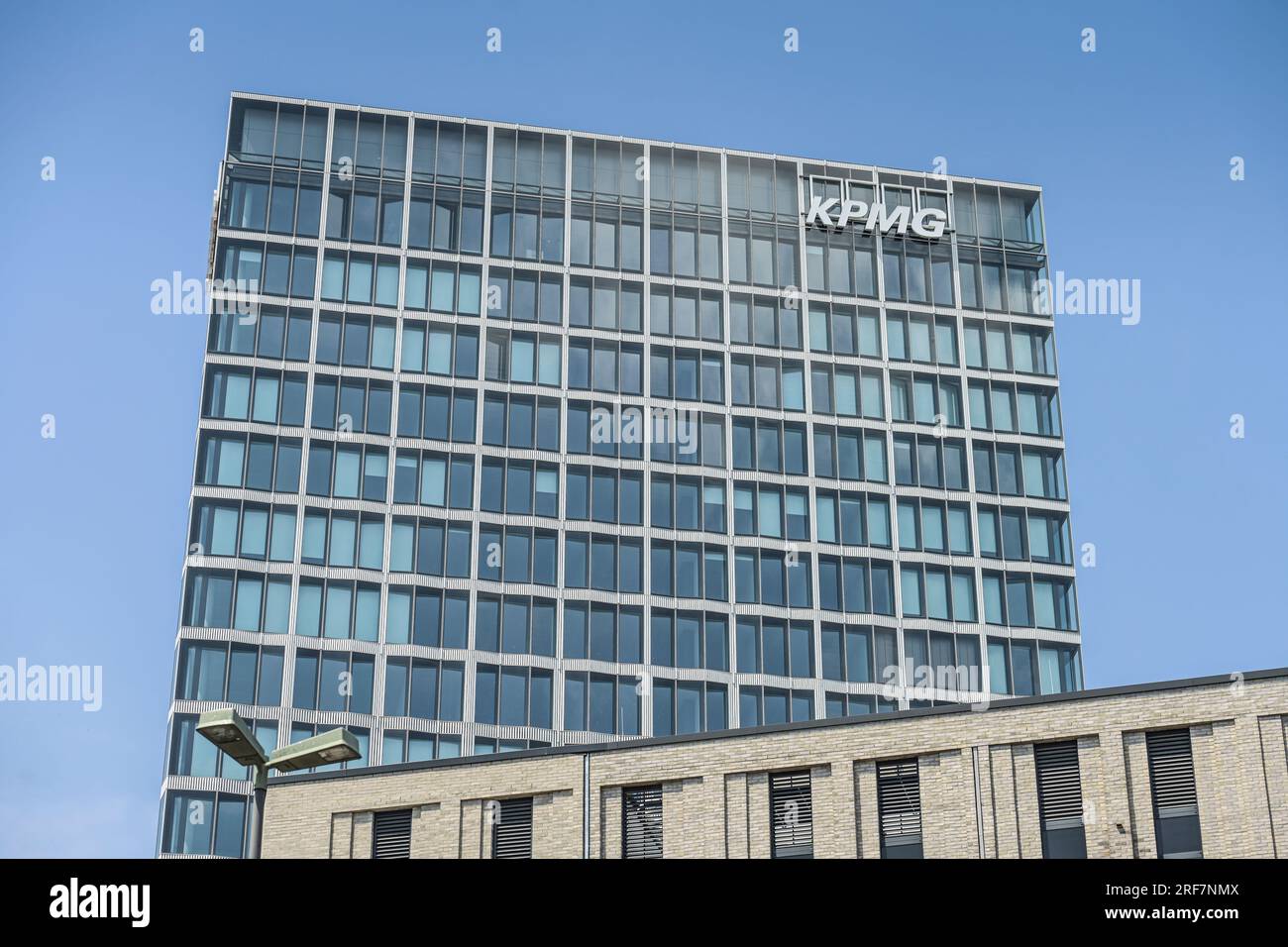 KPMG Hochhaus, Heidestraße, Europacity, Moabit, Mitte, Berlin, Deutschland *** Local Caption ...